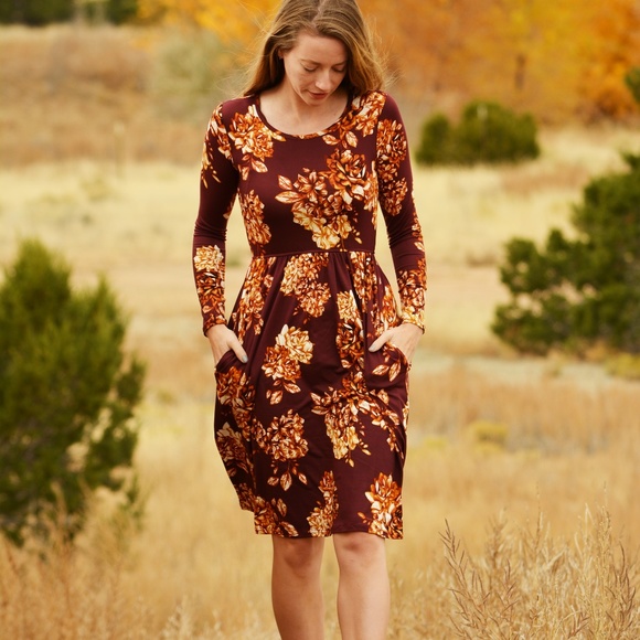 Reborn J | Dresses | Nwt Burgundy And Gold Floral Dress Reborn J | Poshmark
